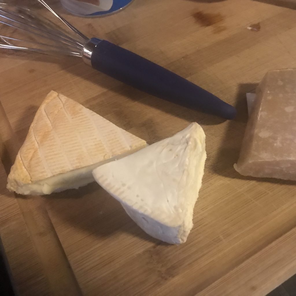 Cheesy, Garlicky, Chicken Pasta and Looney Summer Salad - Clay Coyote